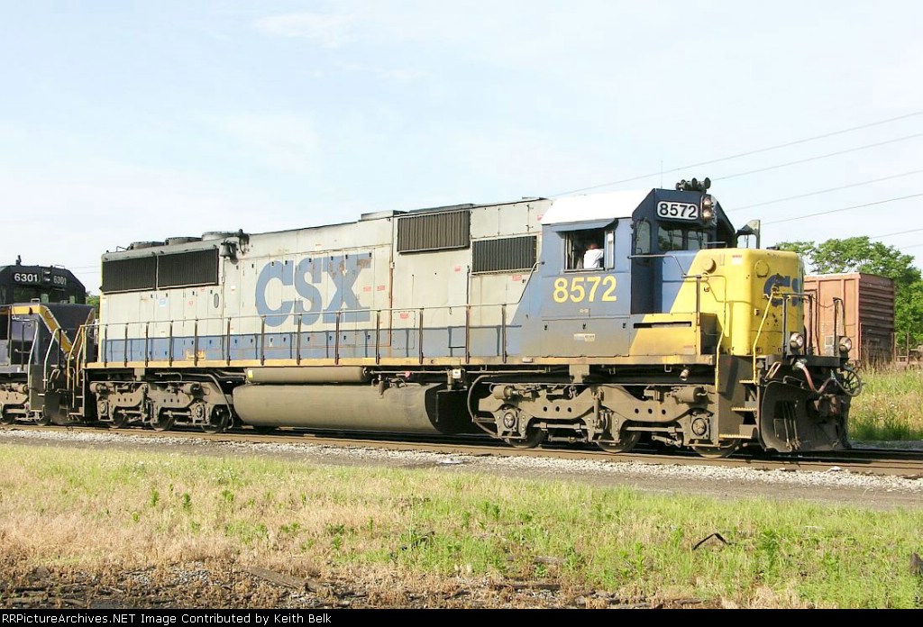 CSX 8572